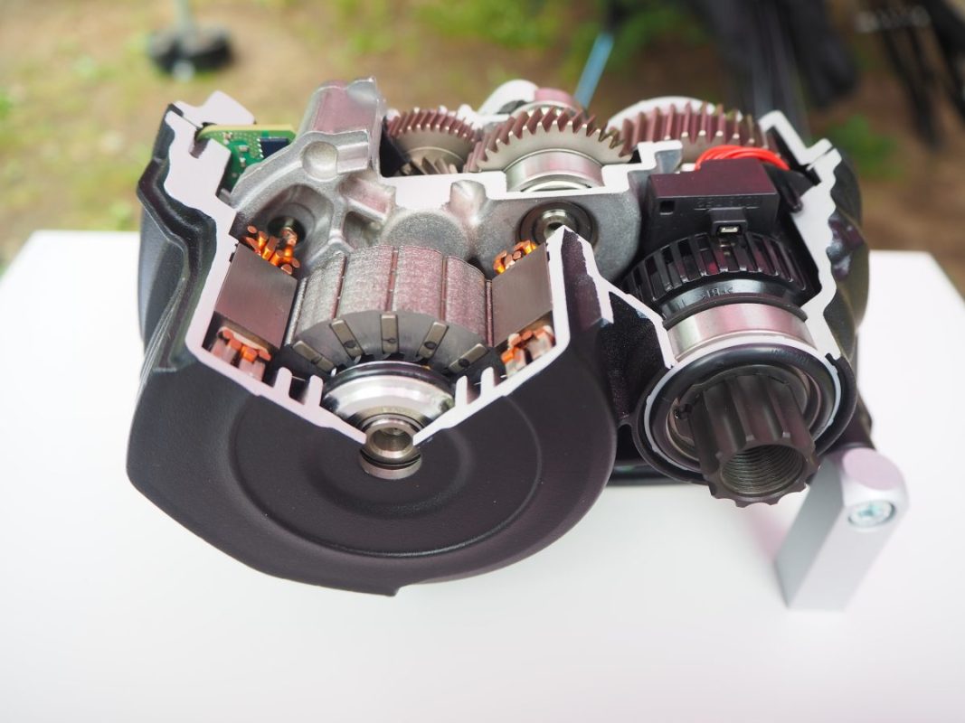 日本初！ アンチロックブレーキ機能「ABS」と、新型電動アシストシステム「Smart System」を紹介｜Bosch | Bicycle Club